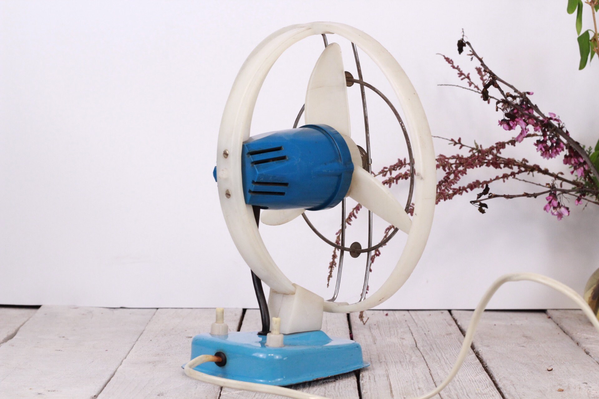 Vintage Electric Desk/Wall Fan Mid Century Modern Fan Tip VM 3 | Etsy