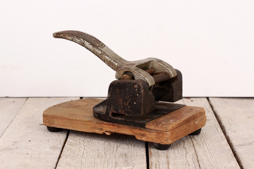 Industrial Vintage Hole Punch Circa 1930s - Etsy