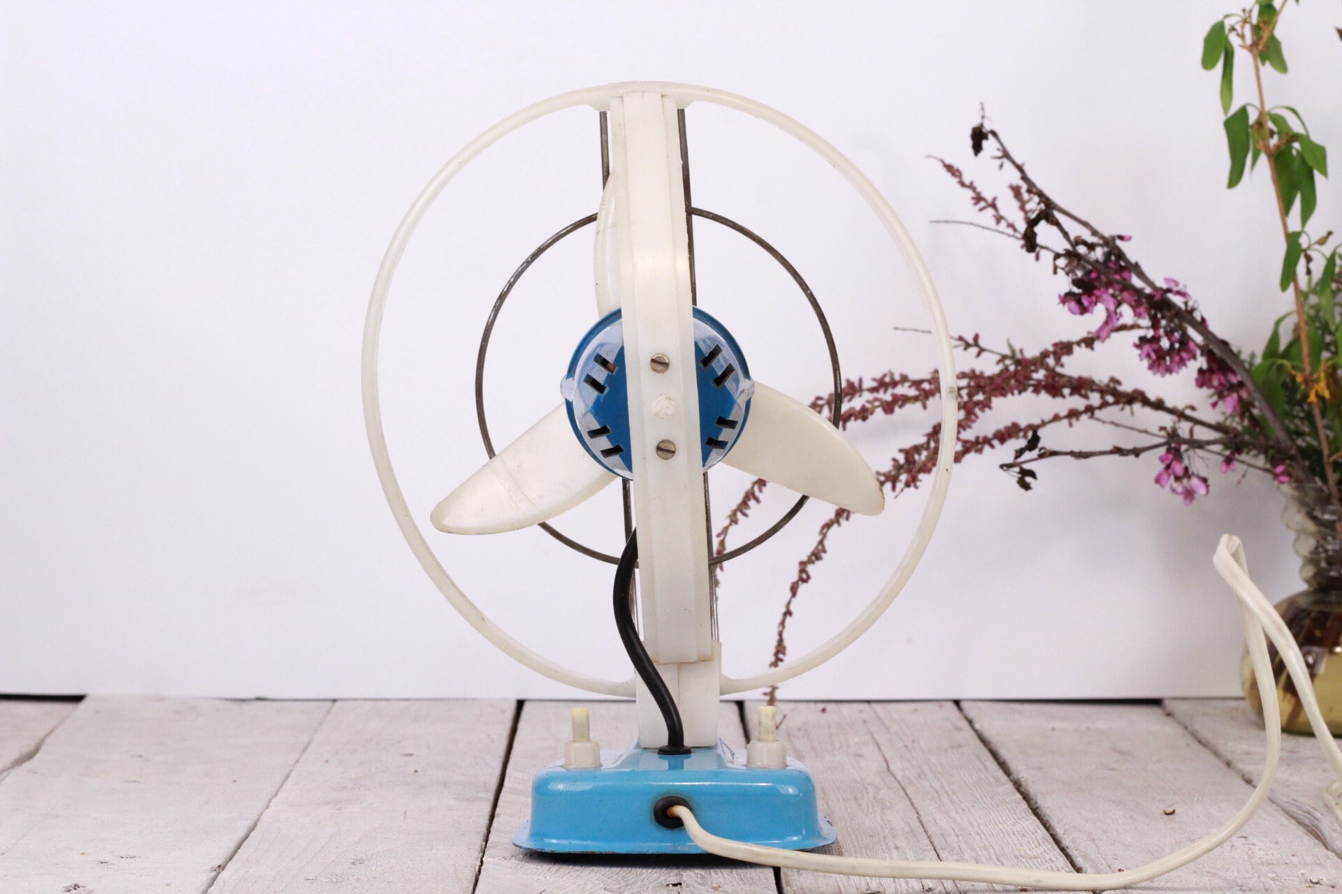 Vintage Electric Desk/Wall Fan Mid Century Modern Fan Tip VM 3 | Etsy