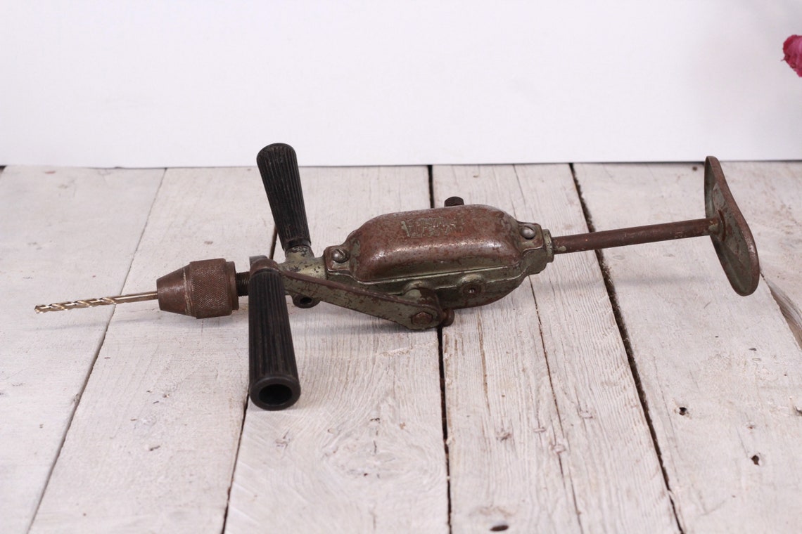 Vintage Hand Drill Primitive Woodworking Tool Carpenters Tool - Etsy