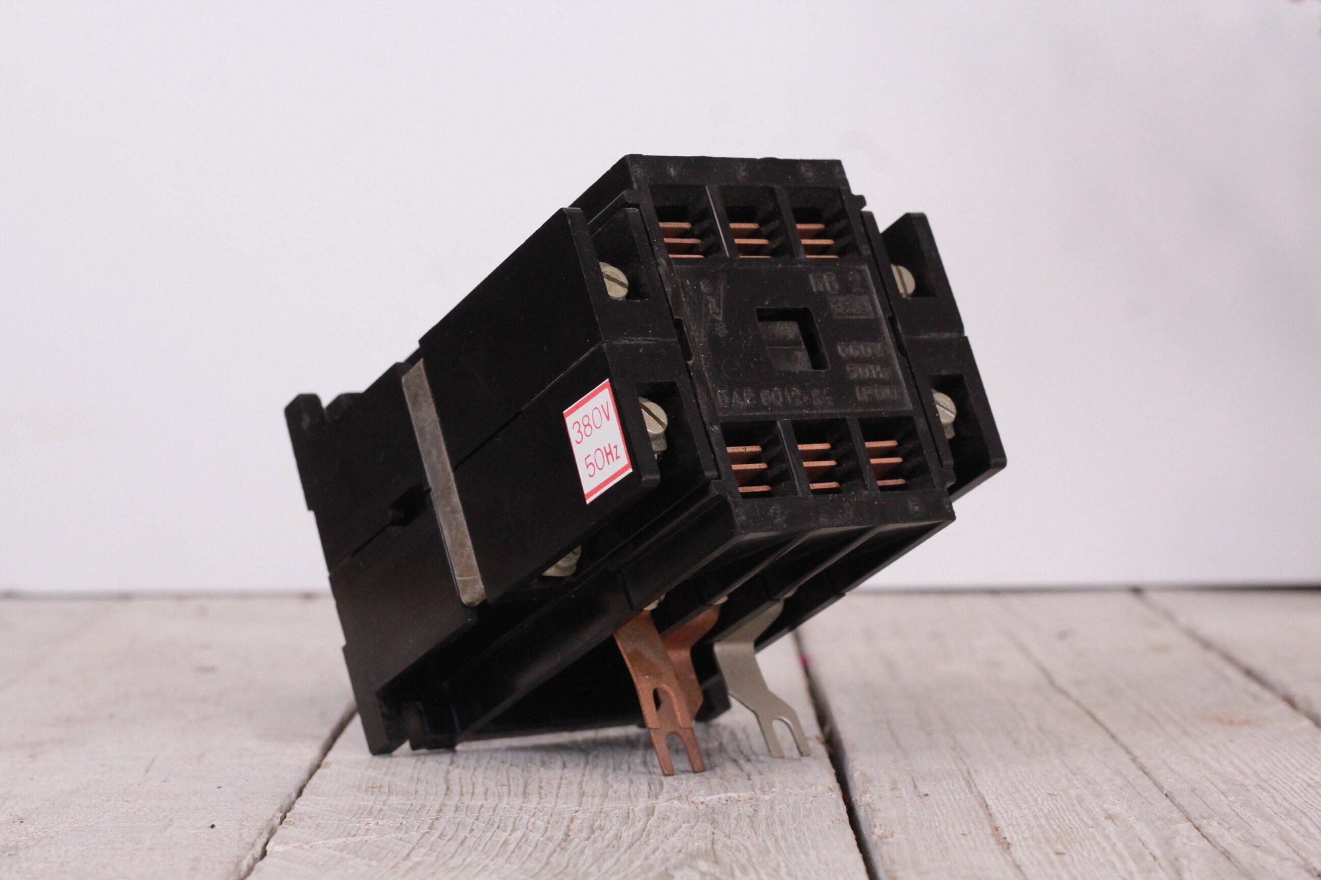 Vintage Switch 3 Pole Disconnect With Magnit Connectors Steampunk ...