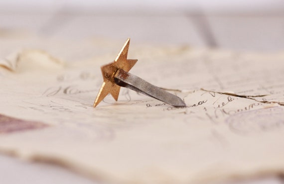 Vintage Soviet star pin from military hat Made in USS… - Gem