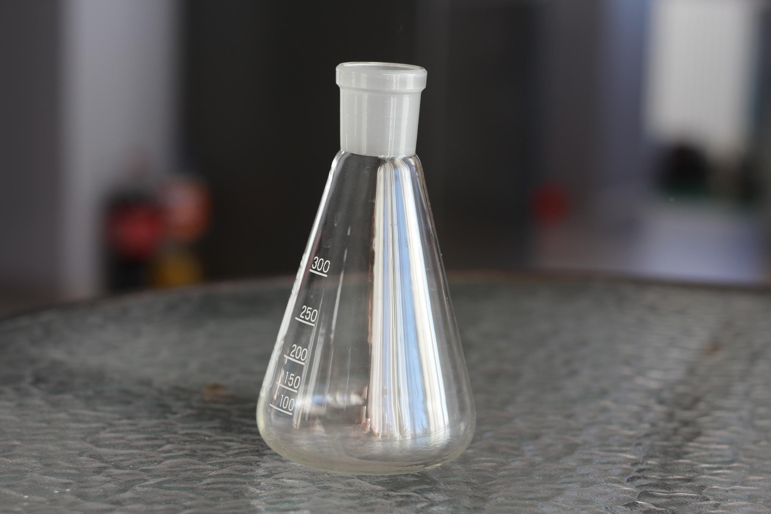 Vintage Lab Glass Flask: 300 Ml Medical Beaker, Made in DDR - Etsy
