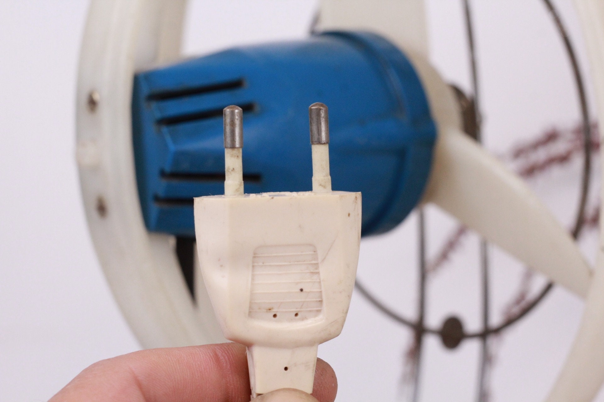 Vintage Electric Desk/Wall Fan Mid Century Modern Fan Tip VM 3 | Etsy