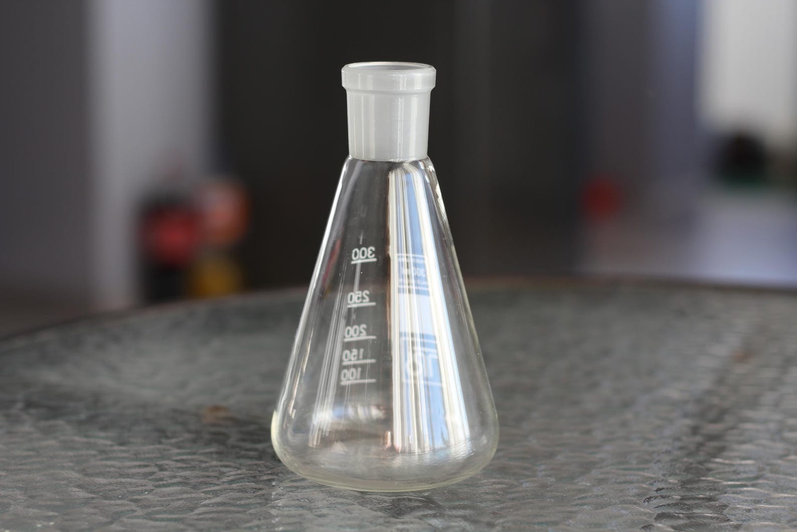 Vintage Lab Glass Flask: 300 Ml Medical Beaker, Made in DDR - Etsy