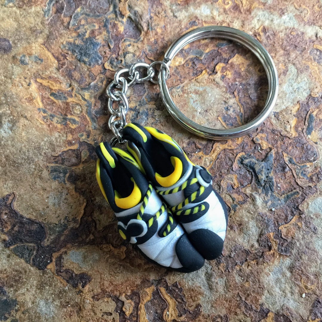Custom Handmade Rock Climbing Shoe Keychain Personalized Climbing Gift ...