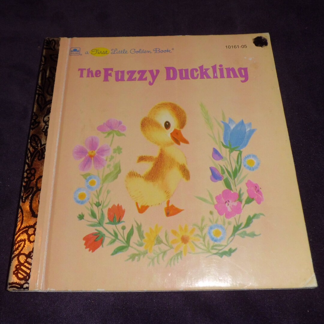 The Fuzzy Duckling - a First Little Golden Book - (c) 1994 - 10161-05 ...