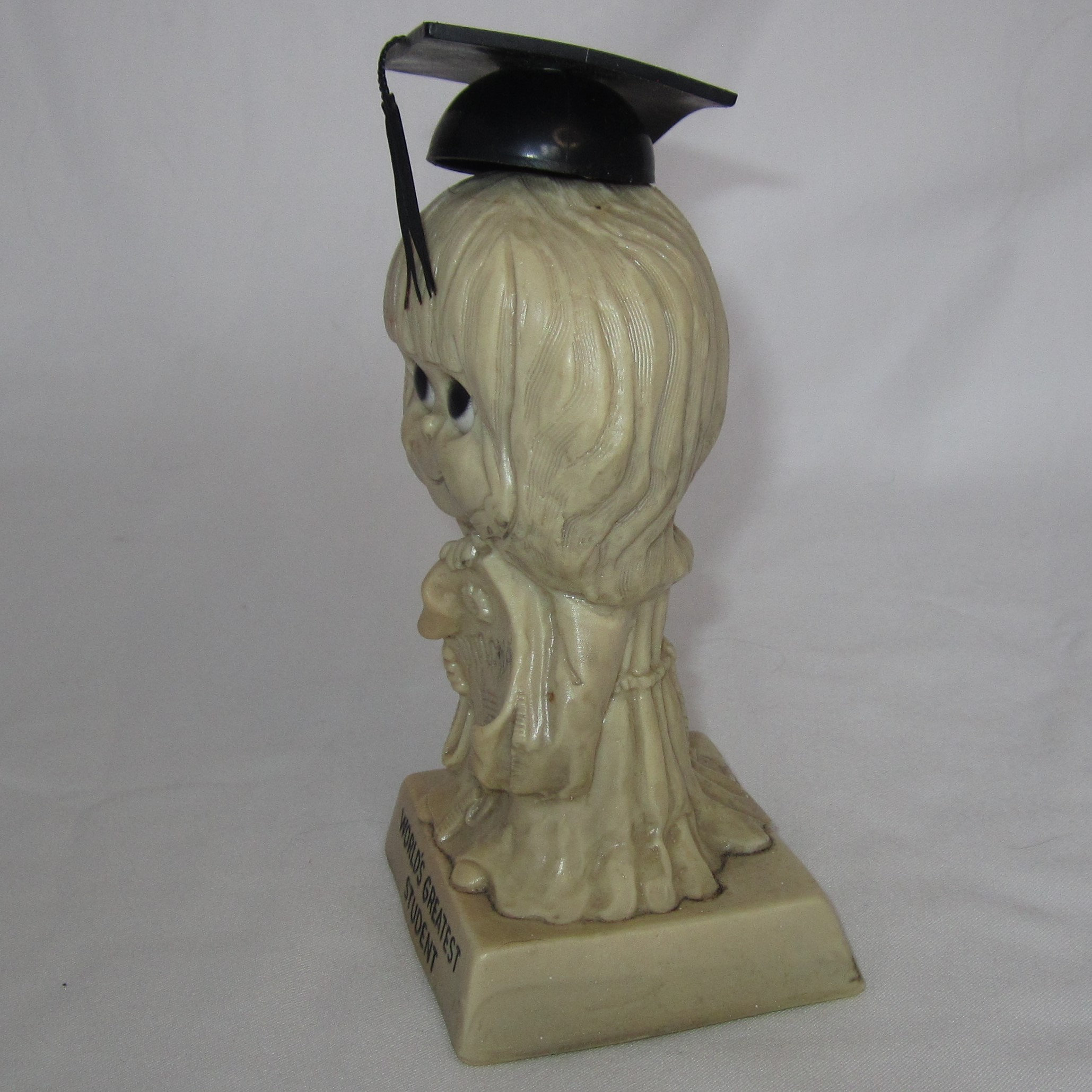 Graduation Figurine Girl world's Greatest Student c R & W Berries Cos ...