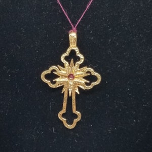 Z1896 Vintage 18K Yellow Gold Ruby Cross Pendant. - Etsy