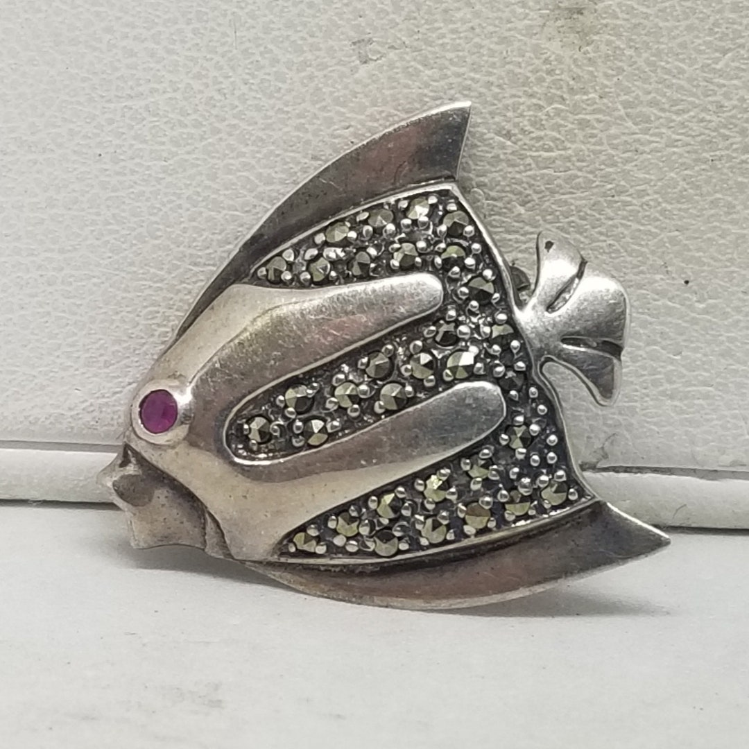 FA4027 Vintage ACI Sterling and Multi Stone Angel Fish Pin. - Etsy
