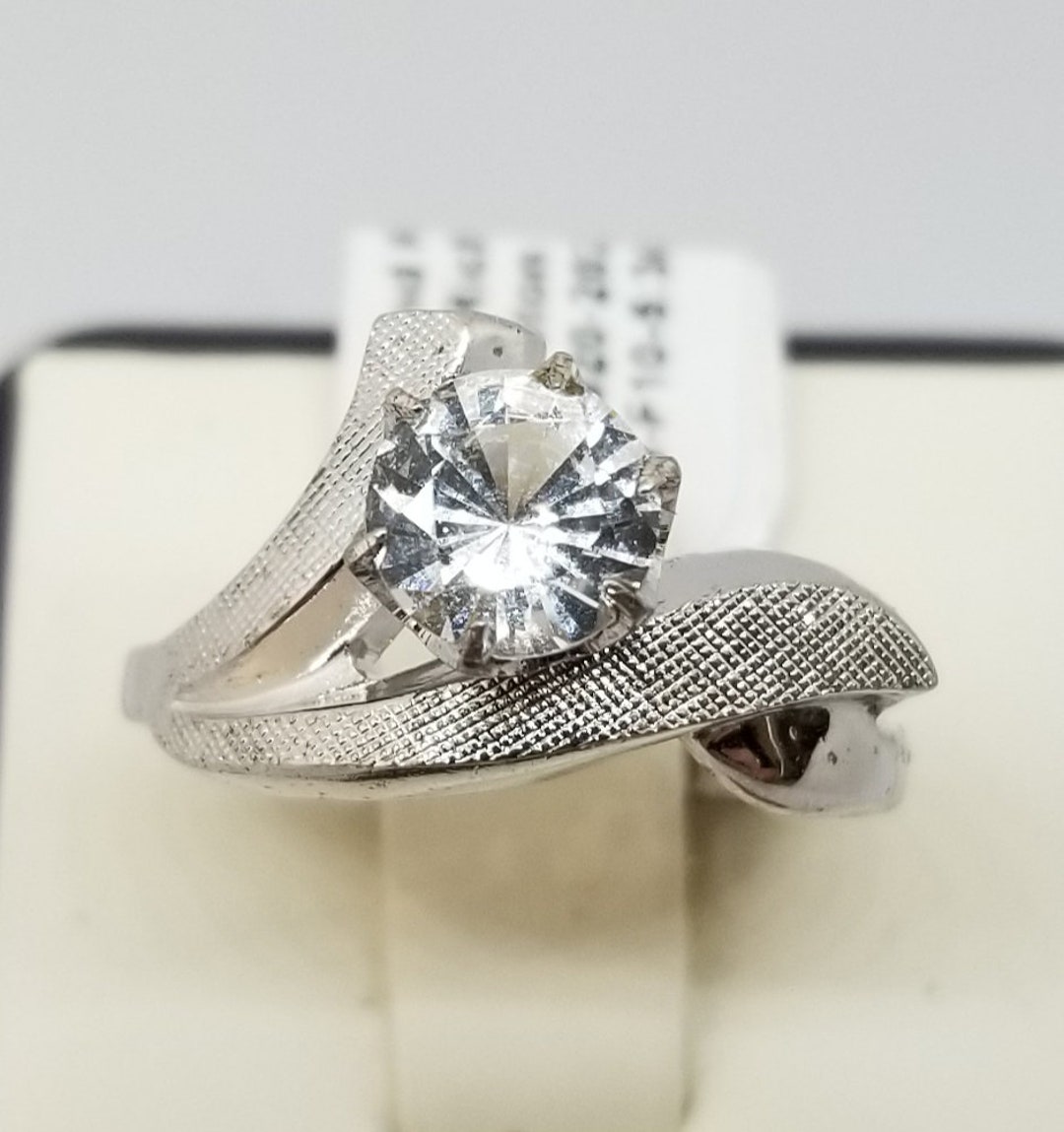 FA3251 Vintage 925 Sterling Silver Cubic Zirconia Ring, Size 6 - Etsy