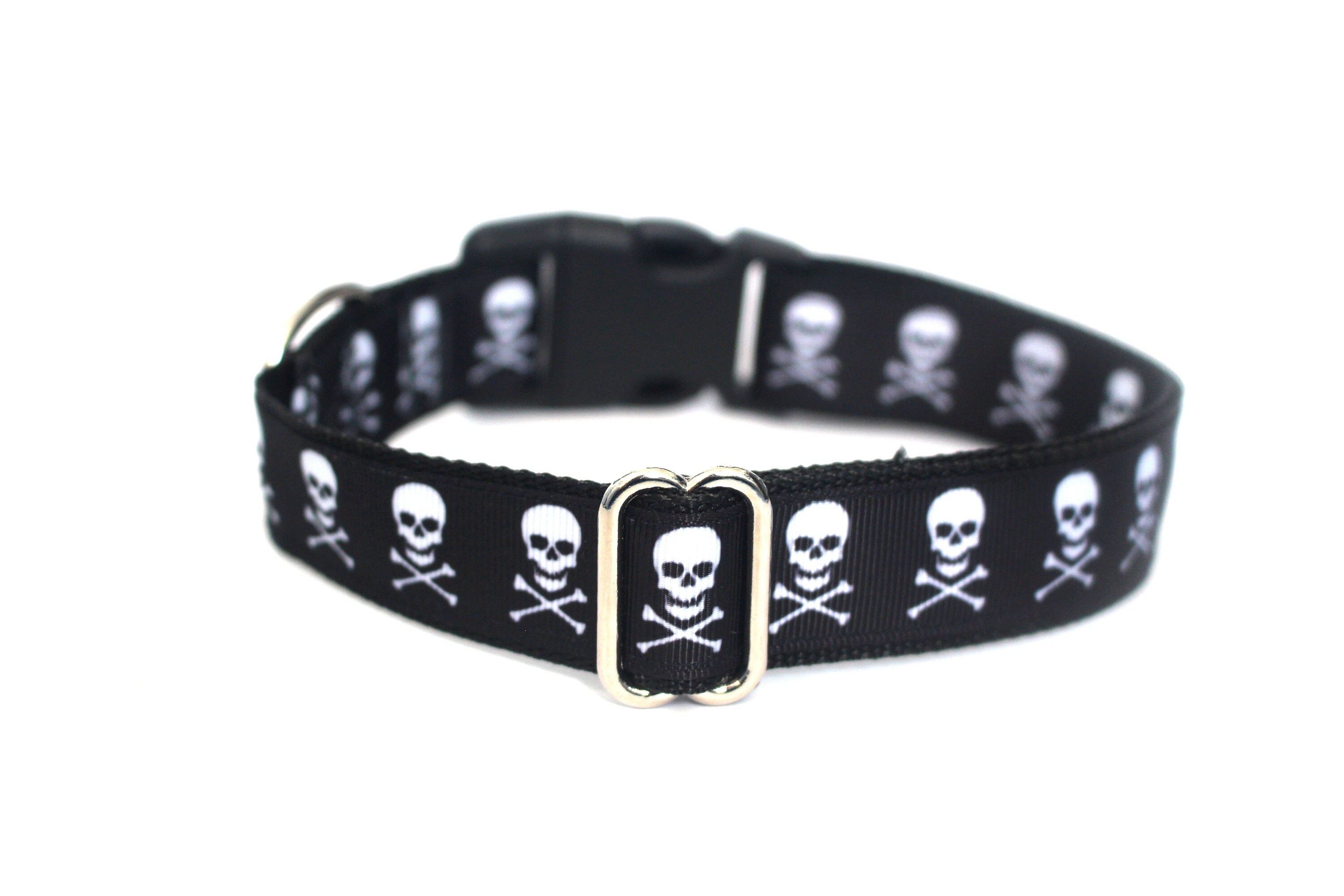 Skulls and Crossbones Dog Collar Black Spooky Halloween Danger | Etsy