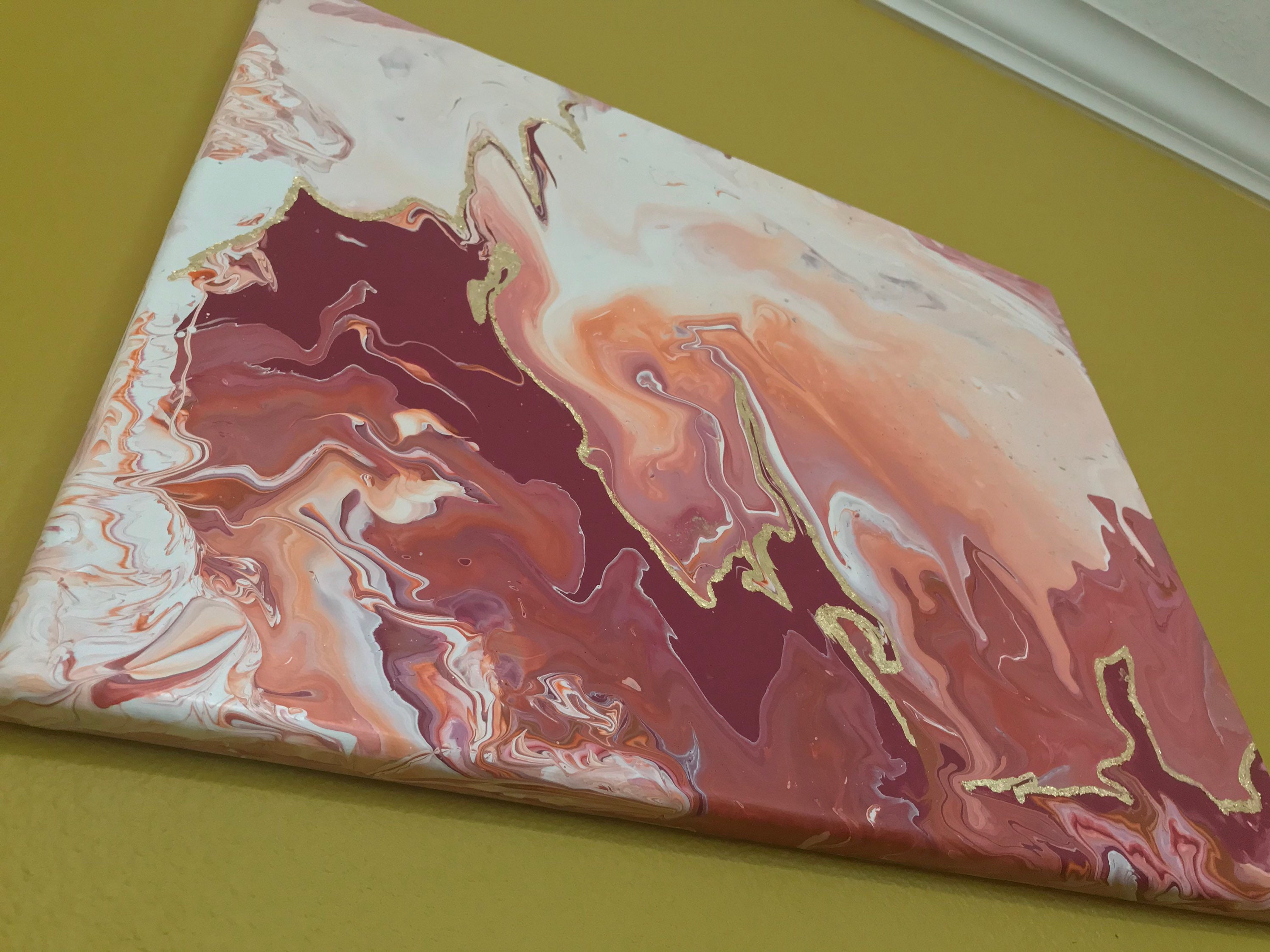 Acrylic Gold leaf raisin painting - Etsy.de