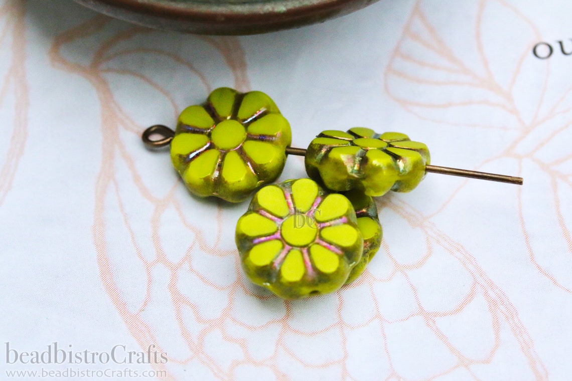 4pcs Table Cut Czech - 12mm Cosmo Flower Design - Flat Coin Bead ...