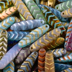 2pcs CHEVRON DAGGERS * Original Czech Glass Bead - Matted Transparent ...