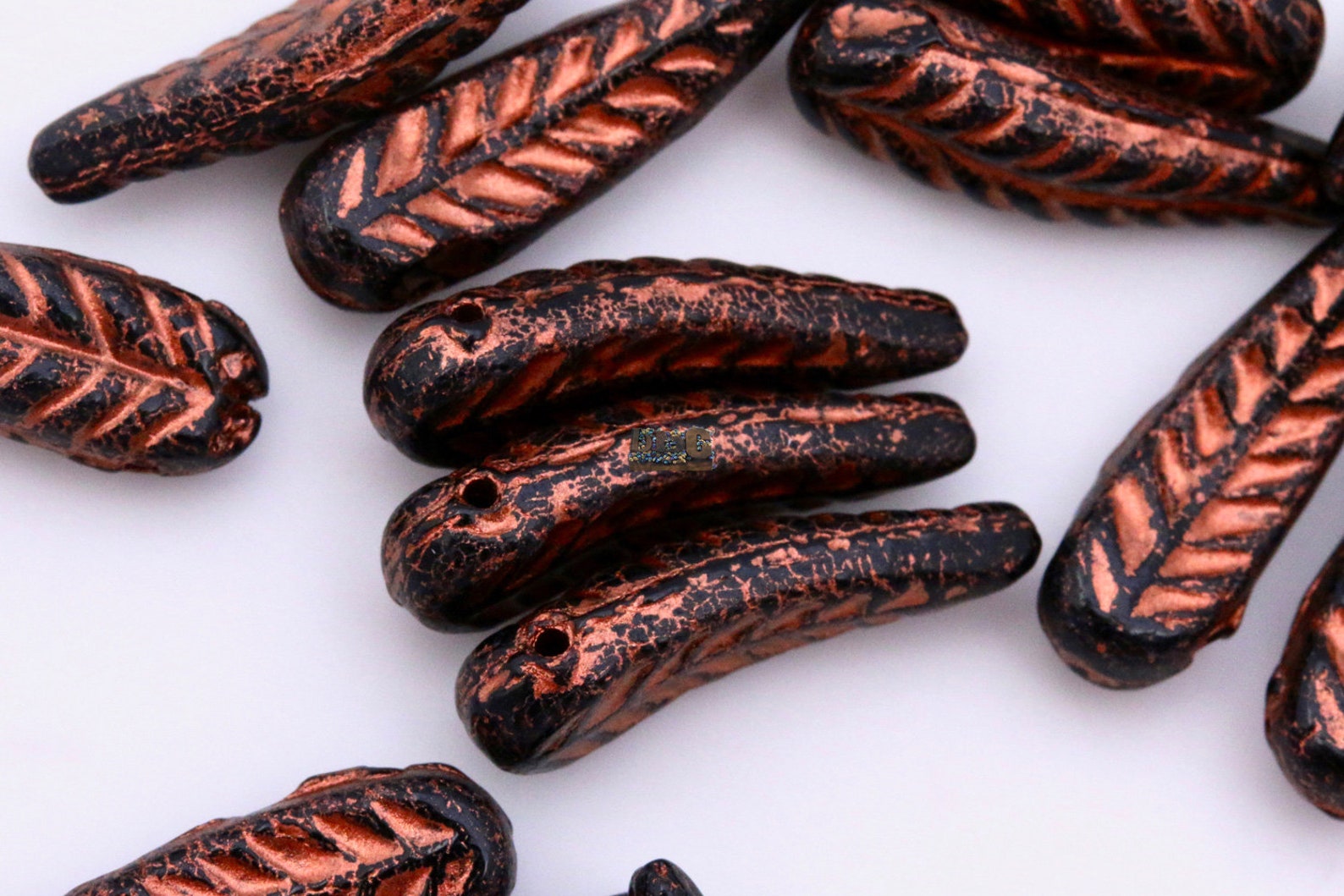 Czech Glass Bird Feather Beads 16 or 48pcs Jet COPPER WASH | Etsy