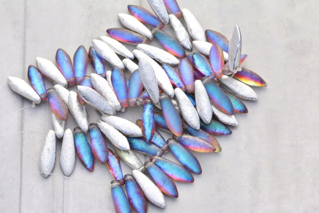 ETCHED Czech Dagger Beads - 25pcs - Acid Etched BACKLIT PETROL Glass ...