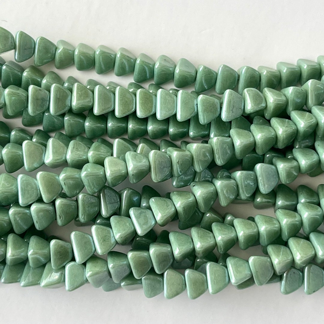 50pcs 4x7mm Czech Glass Tri Pyramid Beads - Alabaster LUSTER STONE ...