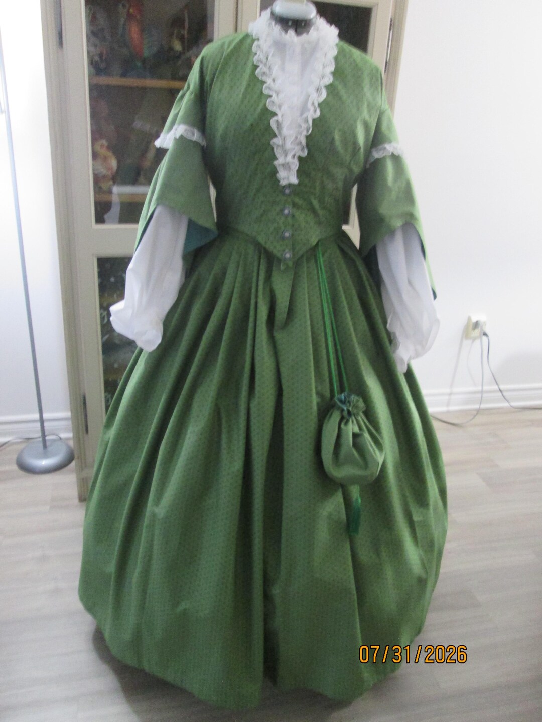 Victorian Women Fashion - 1860s Period Dress - Size 16 (b42" - W 34") # ...