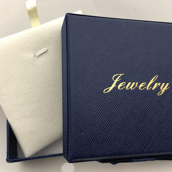 Necklace Gift Box - 60+ Gift Ideas for 2024