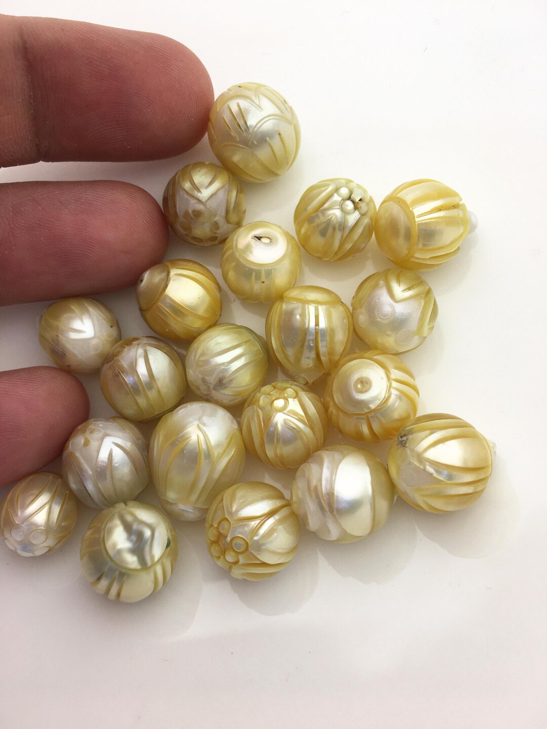 20pcs AAA/AA 10-14mm Carved South Sea Pearl - Hand Carved - Tattoo ...