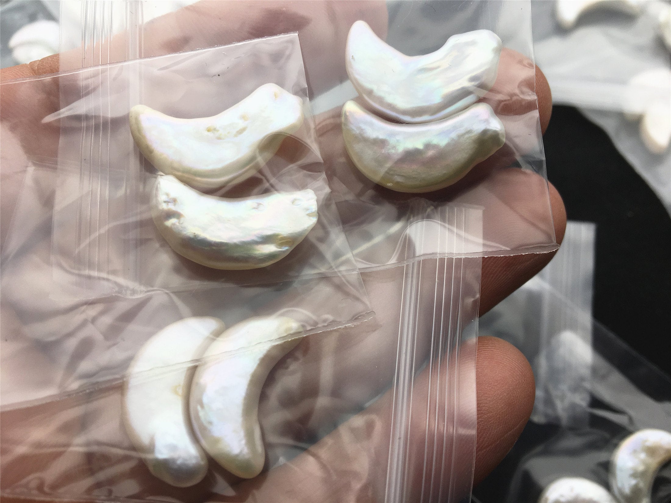 1 Pair AAA 8-9x16-18mm White Moon Banana Shape Freshwater Pearl White ...