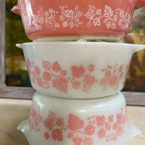 Vintage Pyrex Gooseberry Casserole Dishes Set | Pink & White - Etsy