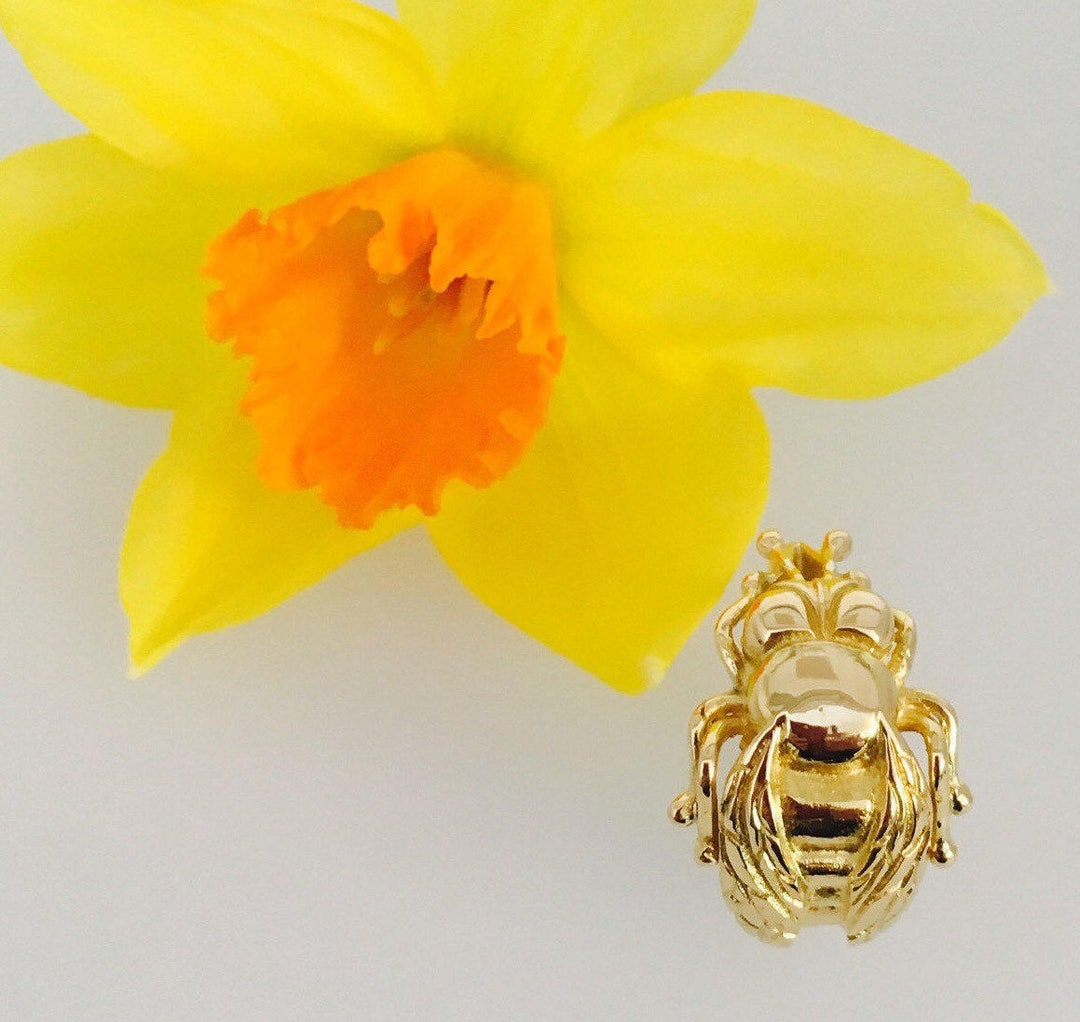 18ct Gold Cornish Bee Ring, Heavyweight Unisex Rings, Honey Bee ...