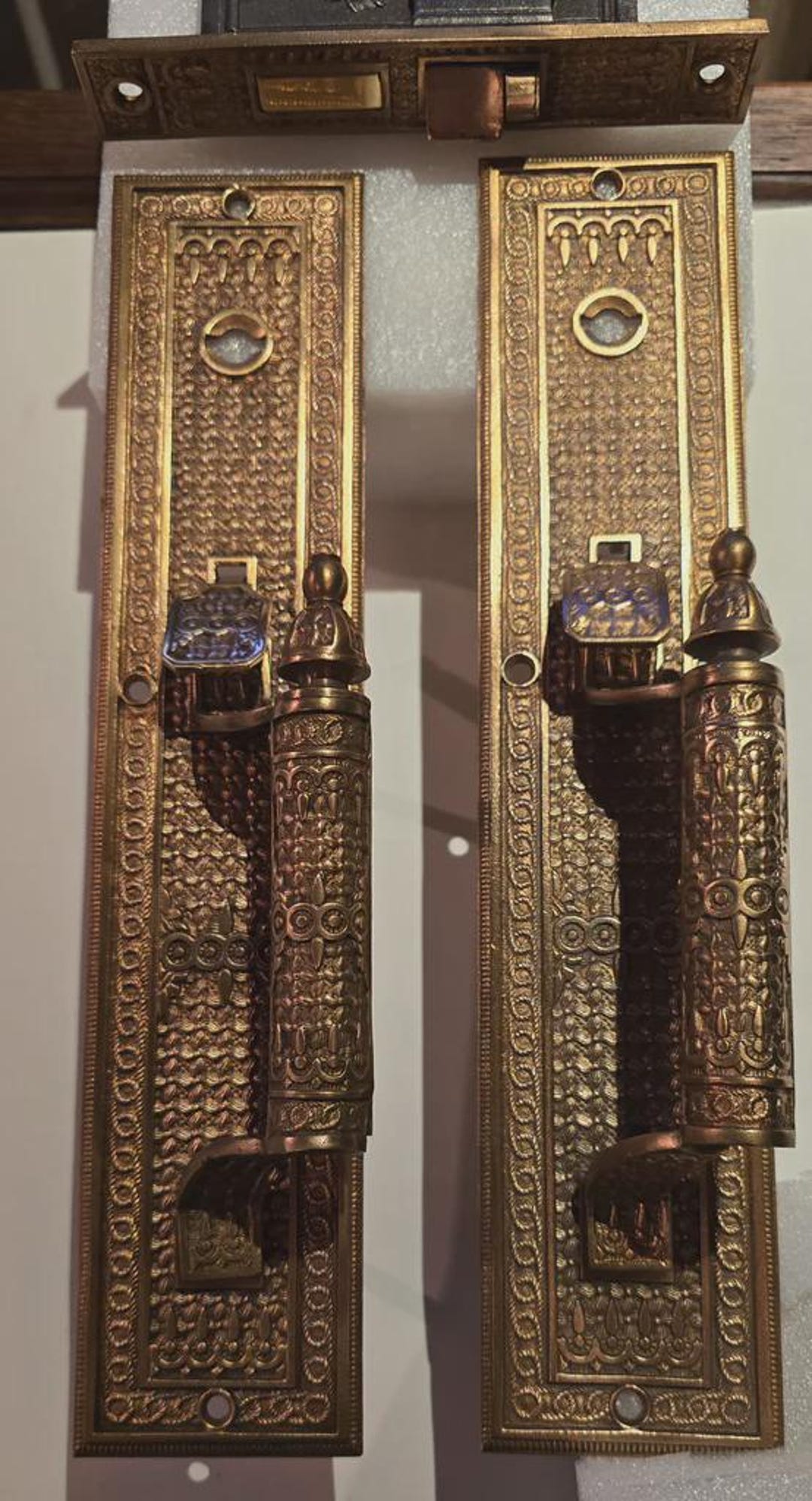 Late 1800s Reading Hardware Co. Cast Bronze Thumb Paddle Set With ...