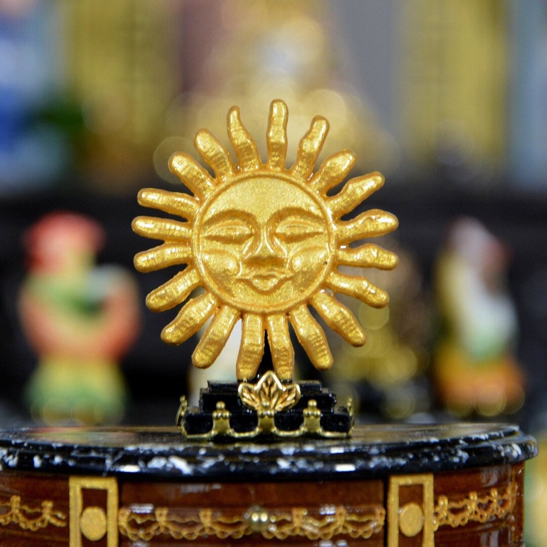 French Sun Trophy Chimney Screen on Black Base With Golden - Etsy