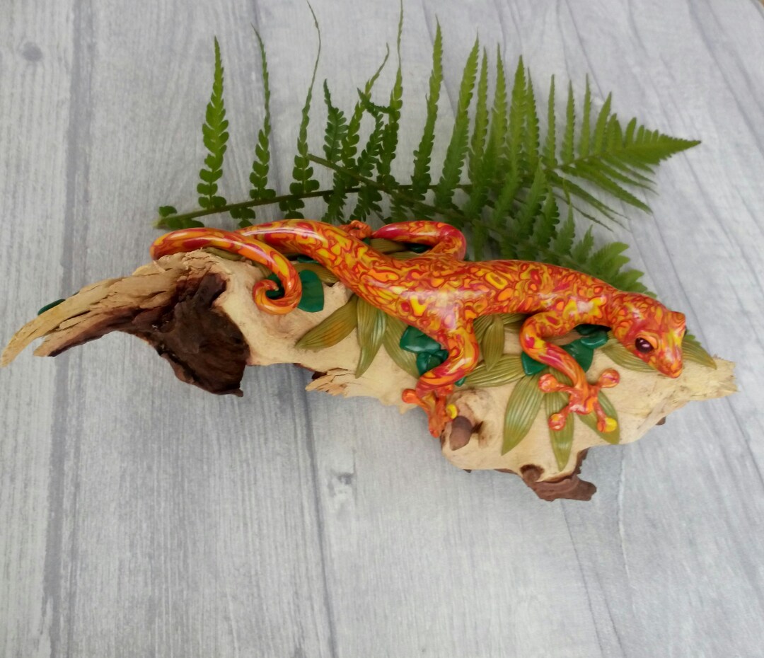 Gecko Sculpture on Wood, Polymer Clay Gecko Ornament, Gecko Gift for ...