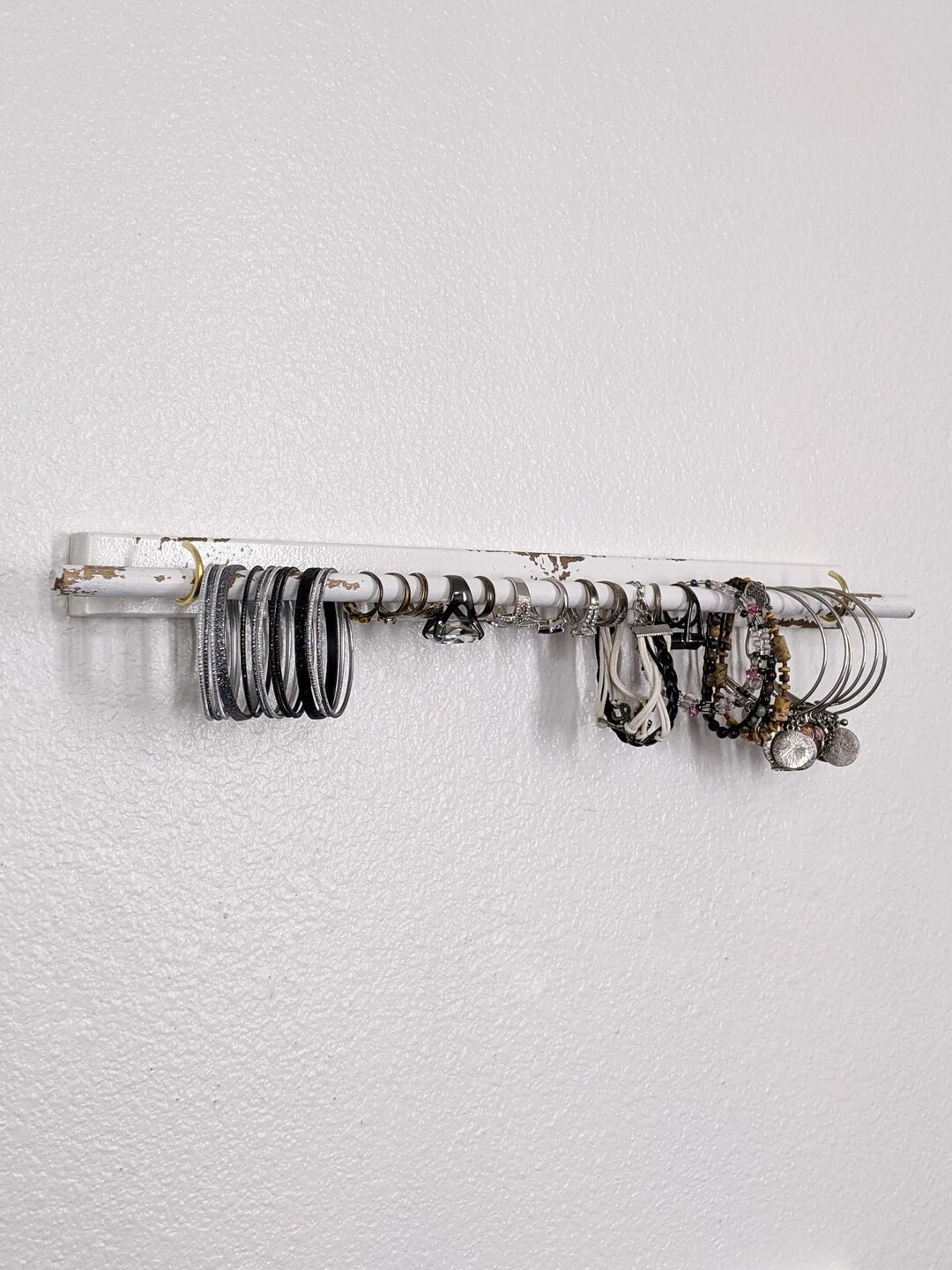 Wall Mounted Jewelry Display Will Show off Your Bracelets and Bangles ...