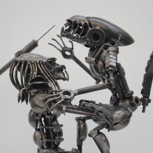 Alien Vs Predator XENOMORPH METAL SCULPTURE Cool Anniversary - Etsy