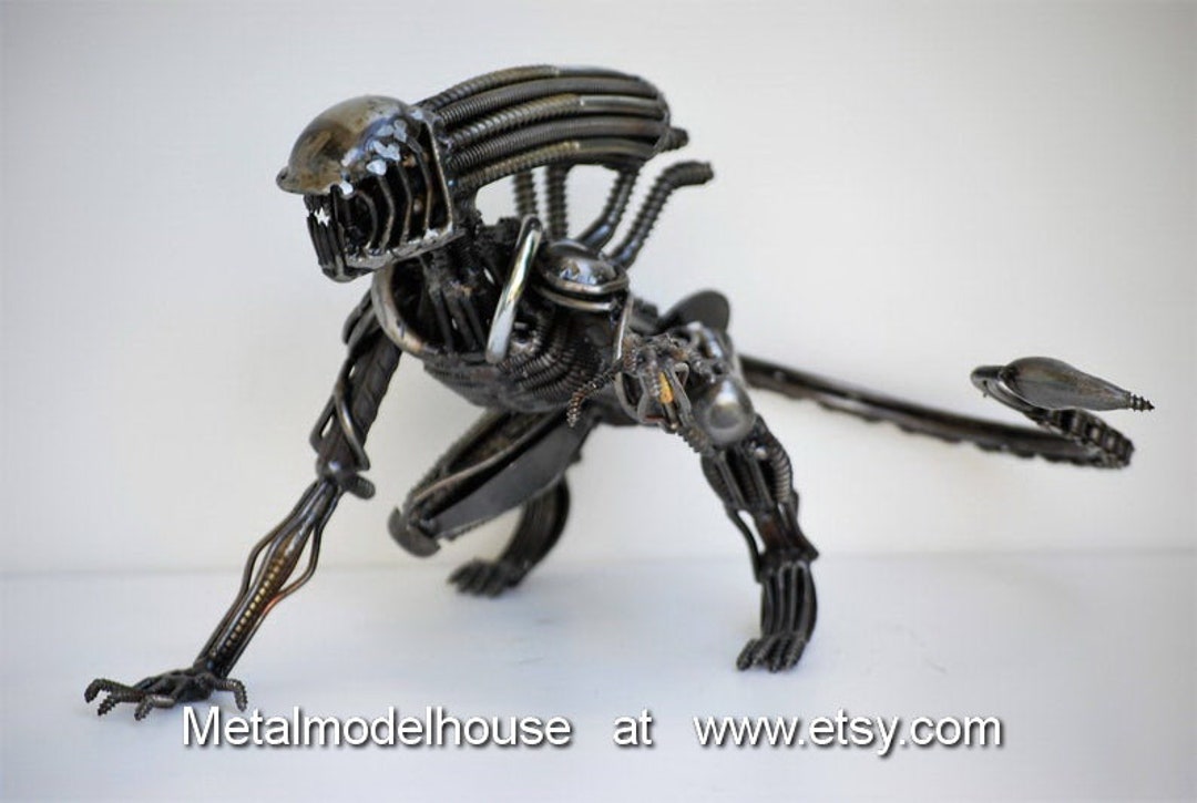 Alien Metal Sculpture, Gift for Anniversary, Birthday Gift, Cool Gift ...