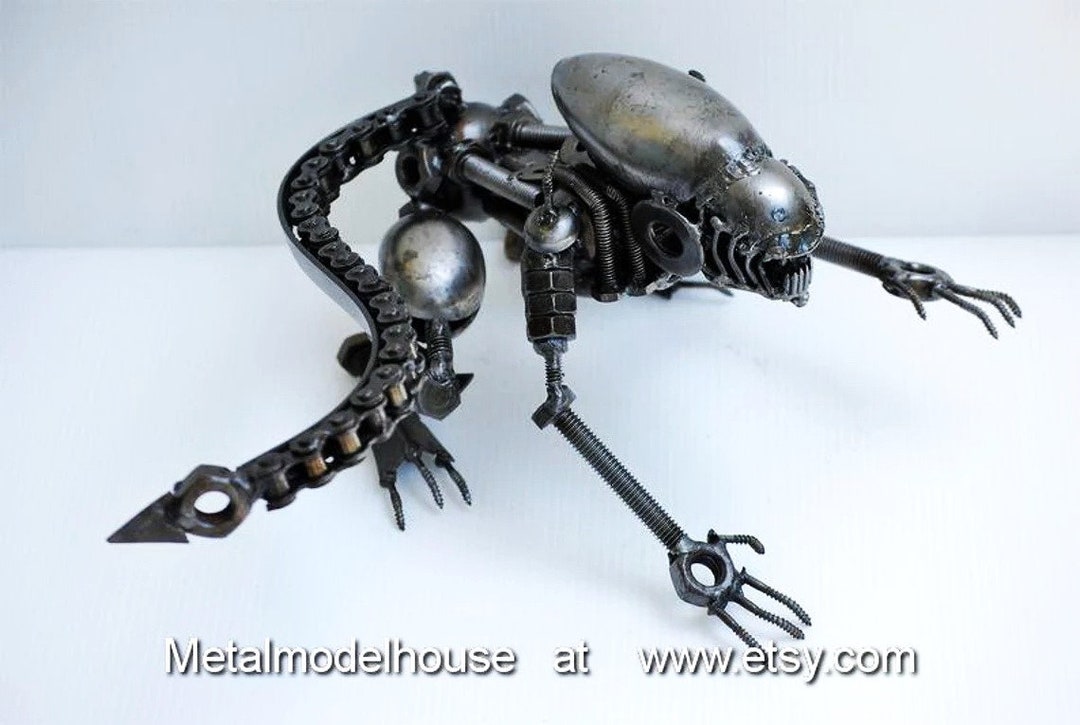 Alien Recycled Metal Model, Scarp Metal Sculpture, Gift for Dad, Gift ...