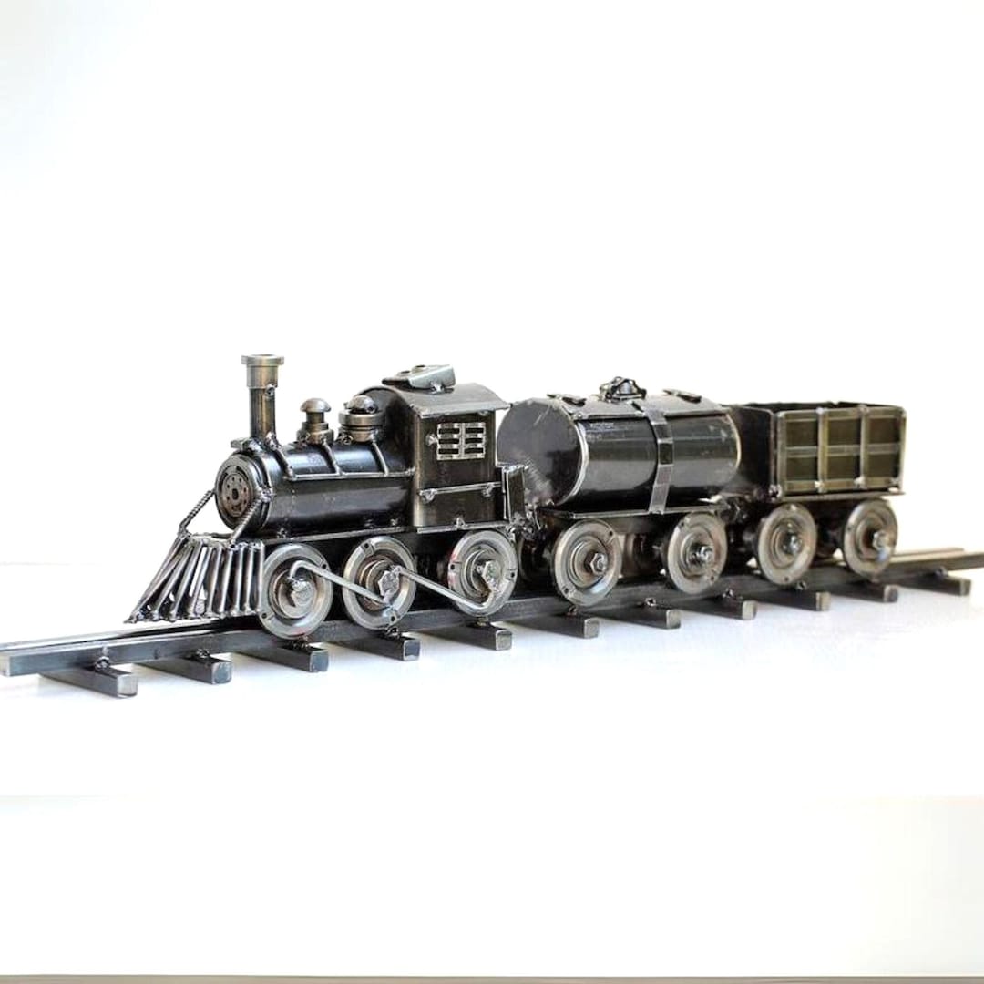 Classic Train Scrap Metal Sculpture Model Recycled Handmade Gift Home ...
