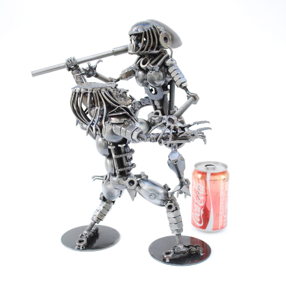 Alien and Predator Metal Sculpture, AVP, Cool Anniversary Gift ...