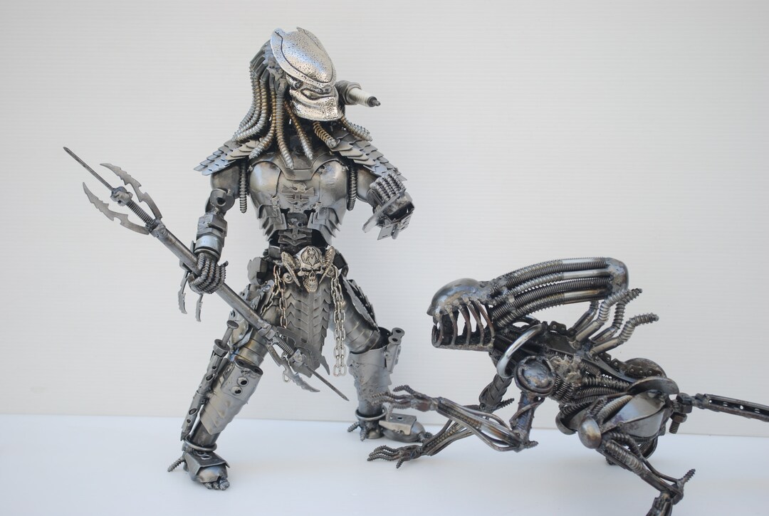 Predator & Alien Tpye 5 Scrap Metal Art, Unique Gift for Men, Cool Gift ...