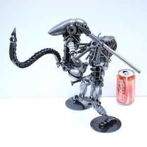 One-of-a-kind-gift for Dad, Alien and Predator Metal Sculpture, AVP ...