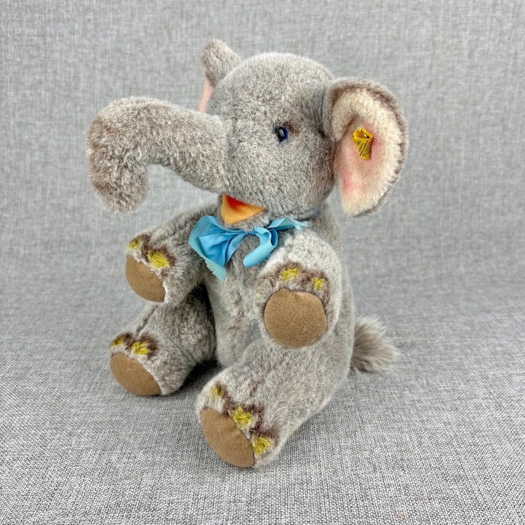 Steiff - Vintage 80’s Dossy Elephant 5810/22 Plushie - Etsy