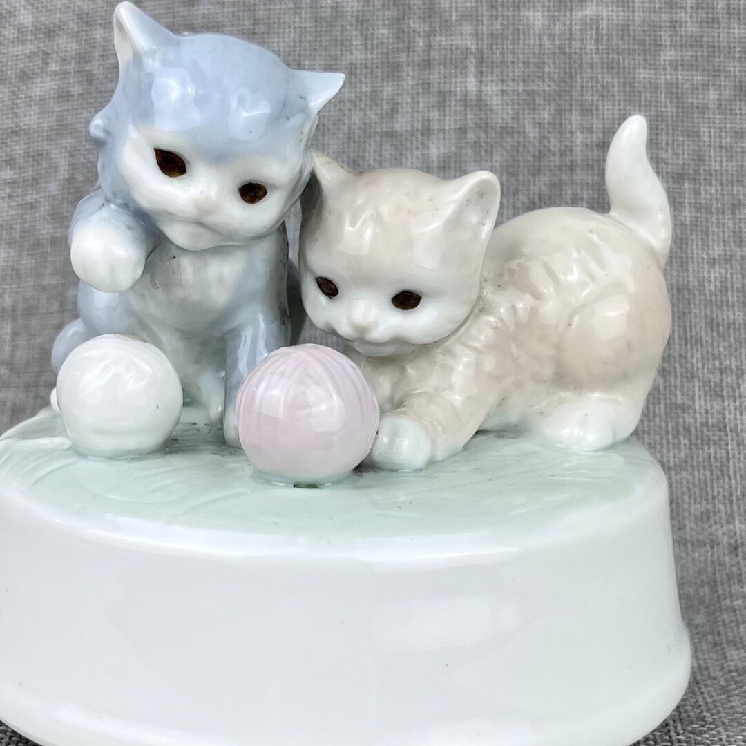 Vintage Otagiri Music Box - Kittens With String - Etsy
