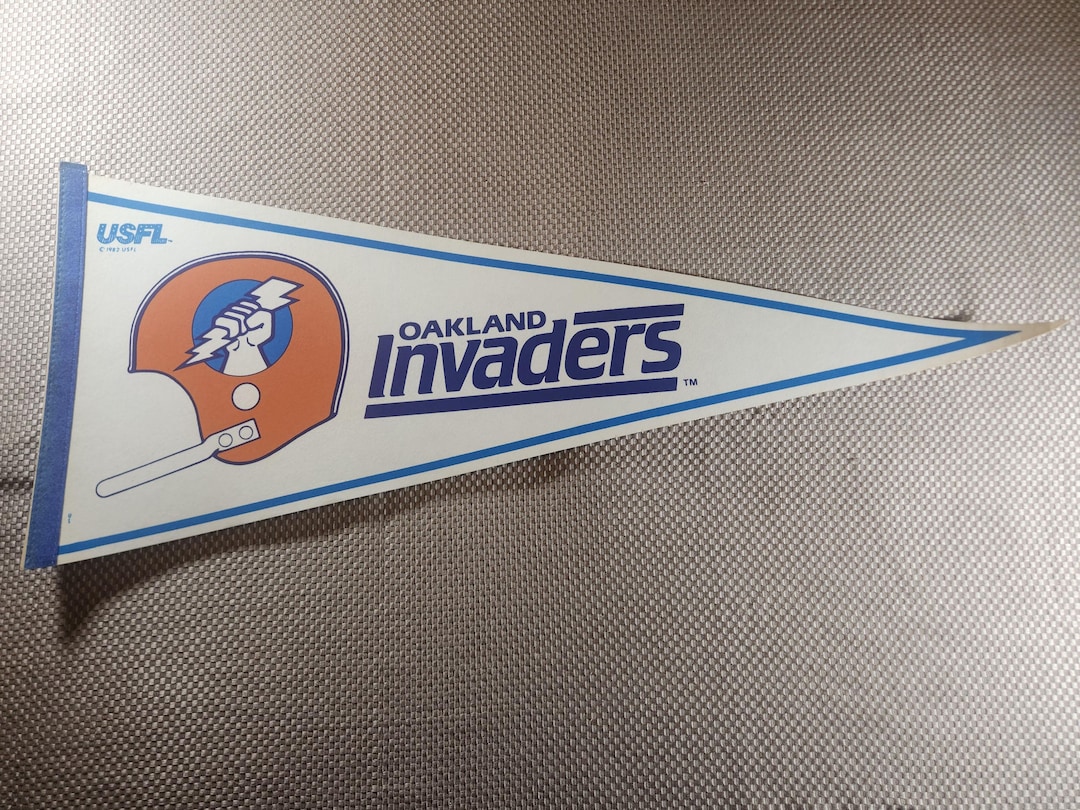 Vintage Felt Pennant - Oakland Invaders (USFL) - Etsy