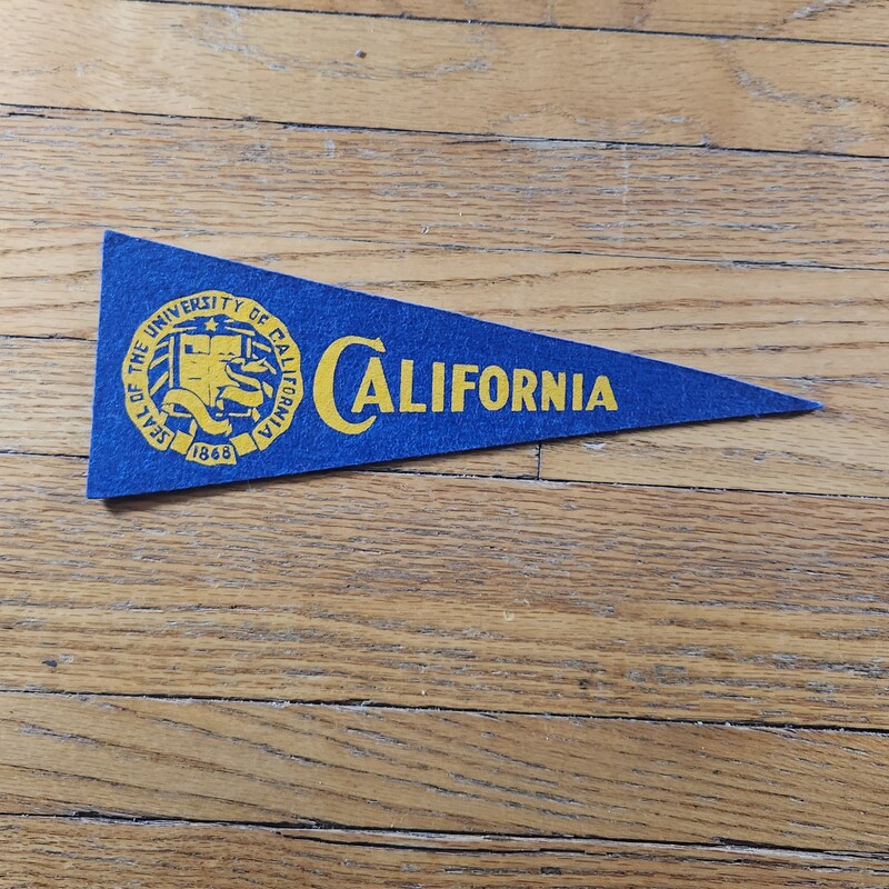 California Pennant - Etsy