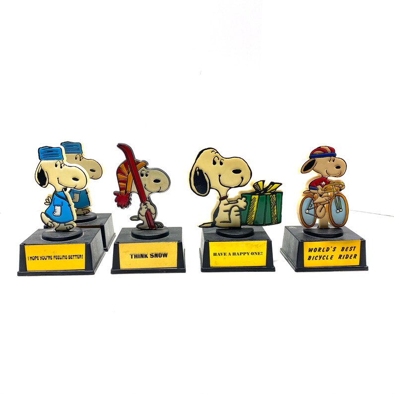 Vintage Snoopy Trophy Collection Peanuts Gang - Etsy