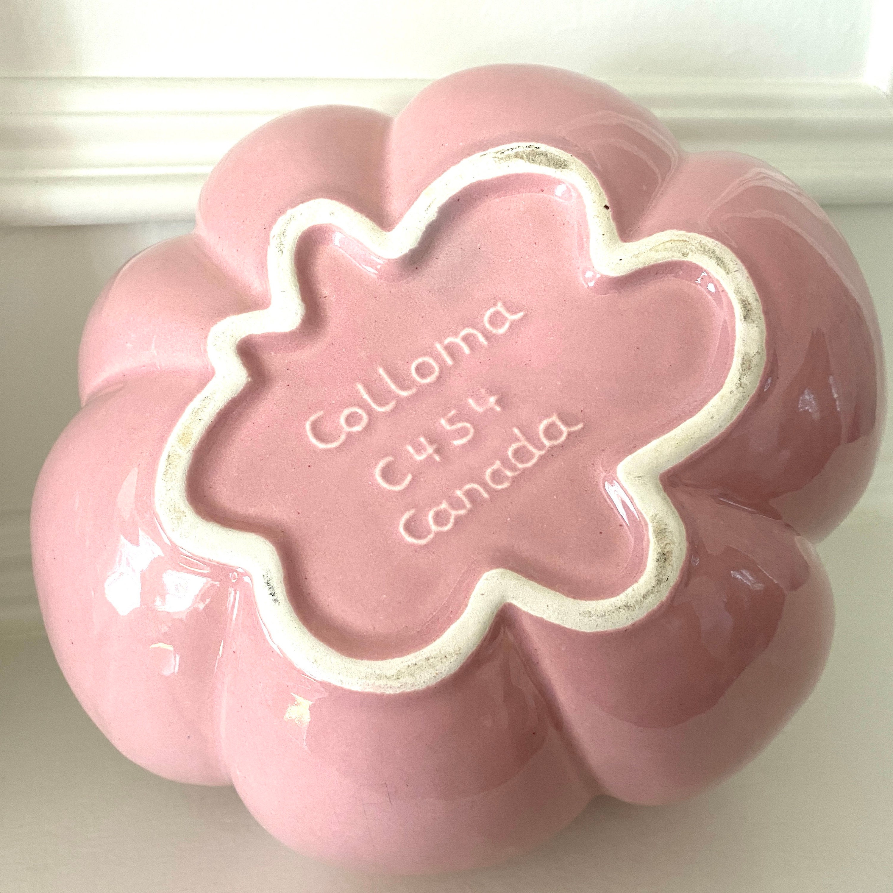 Vintage Art Ceramic Pink Scalloped Shell Mollusk Shaped Art Ceramic ...