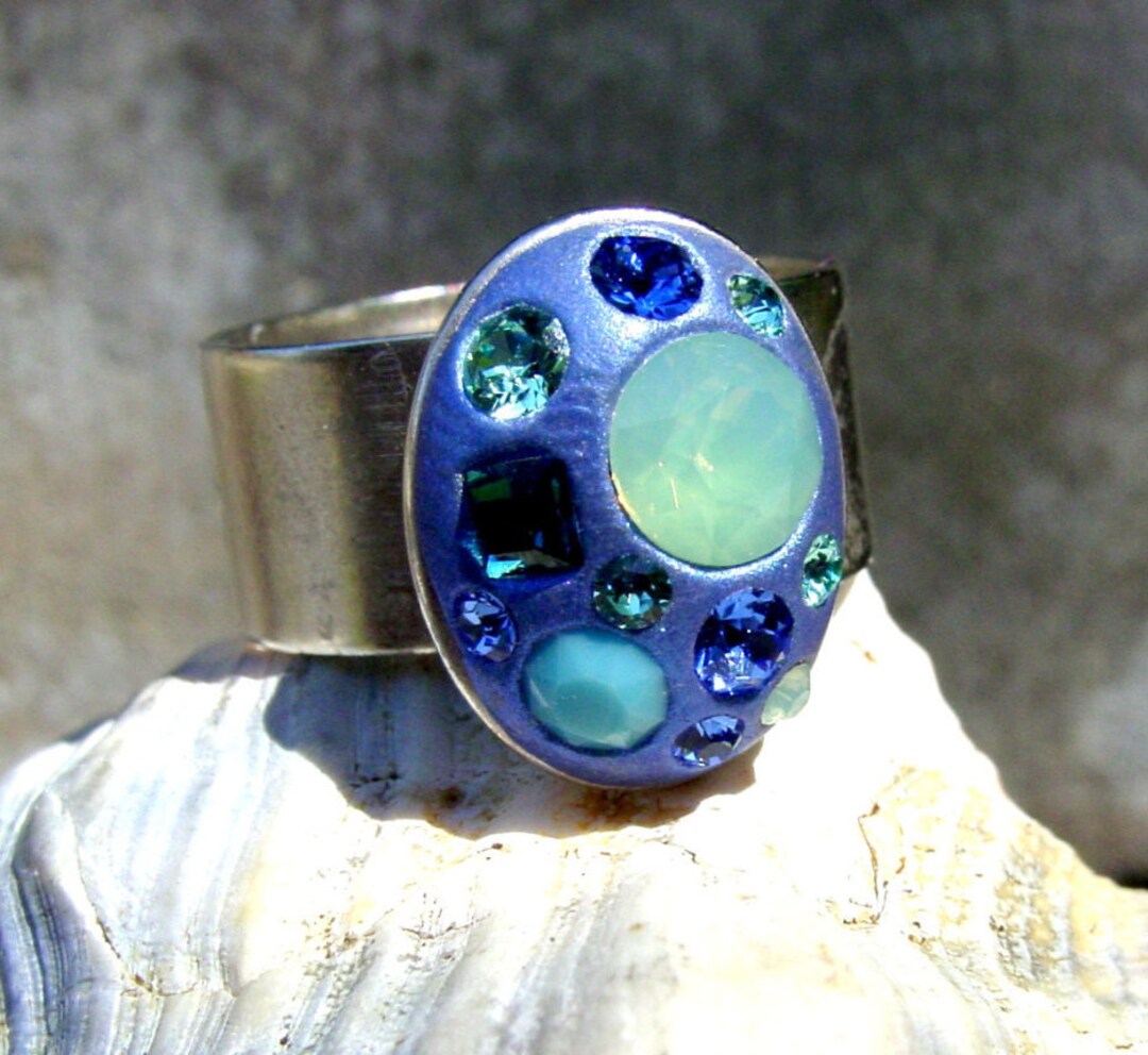 Periwinkle Blue Swarovski Crystal Chaton Ring, Adjustable Ring, Sea ...