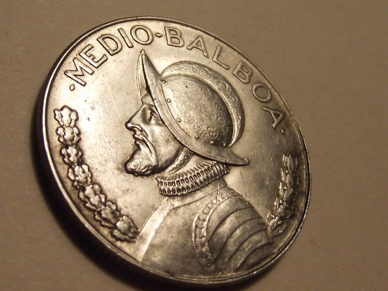 1947 Panama Medio (1/2) Balboa; KM#12.1 #3278 - Etsy