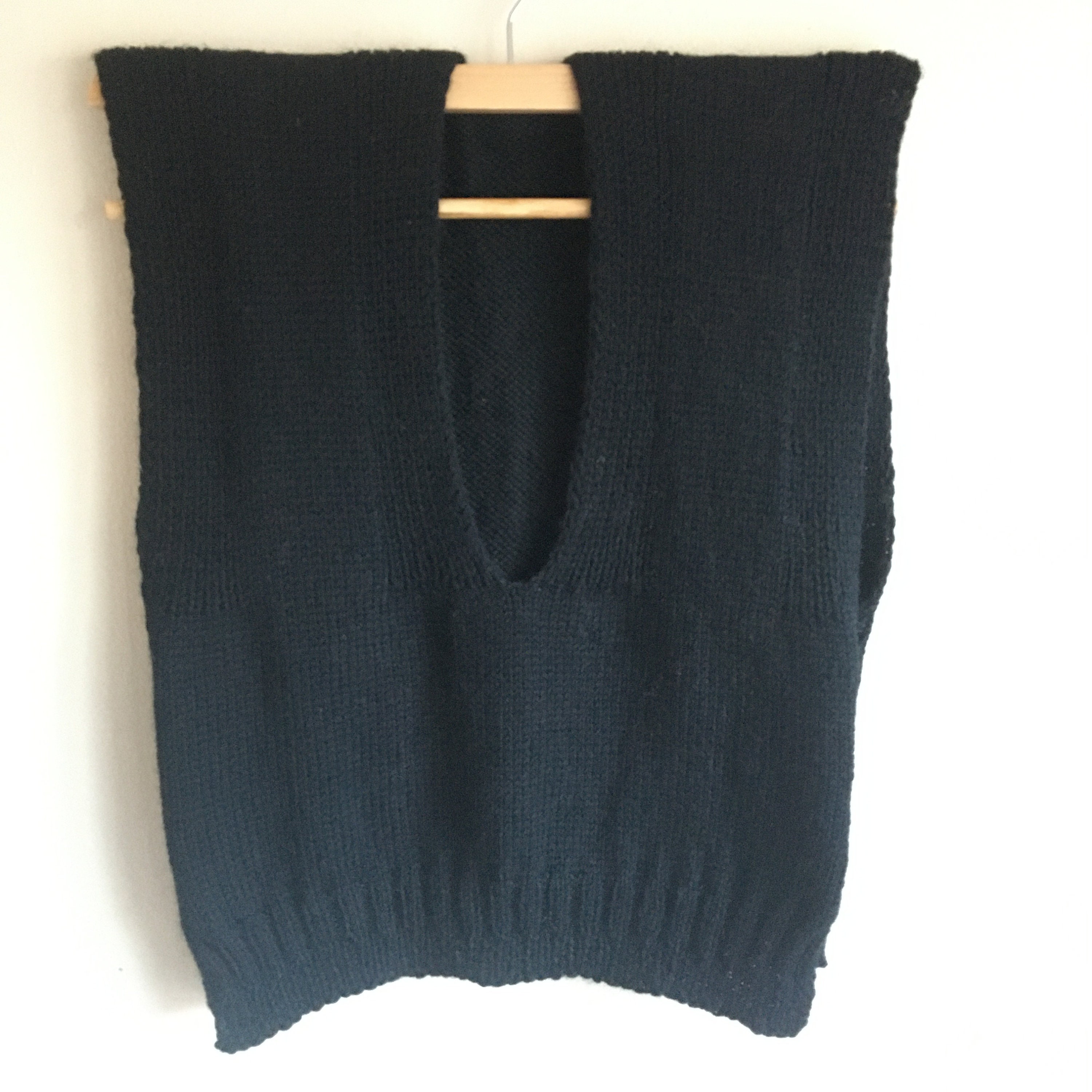 The Vest Sweater - Knitting Pattern PDF - V Neck, Crop Sweatervest ...