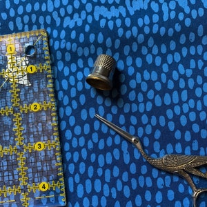 Modern Batiks 3764-71 Paint Dabs Royal Blue Studio E - Etsy