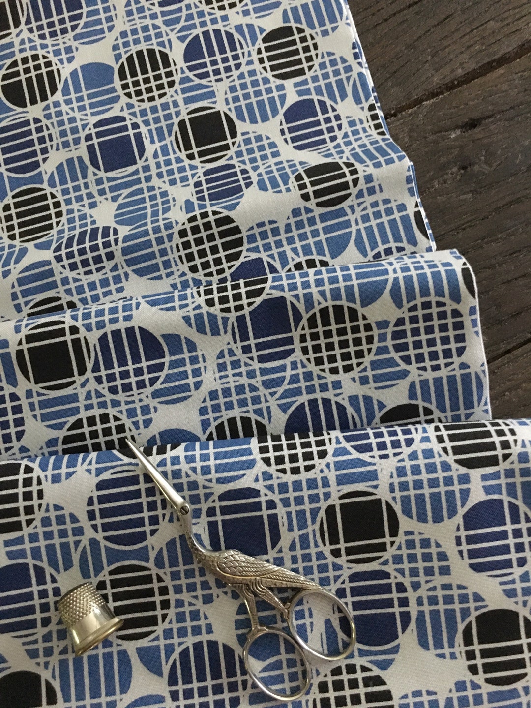 Bubble Grid - 4503 - 401 Blue Stoffabrics Blank Quilting - Etsy